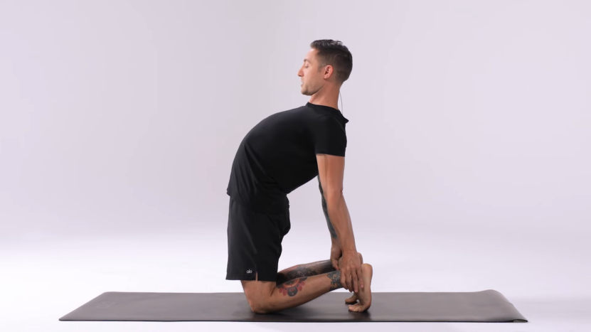 Elevate Your Asanas: Cutting-Edge Stretching Equipment for Yogis - I ...